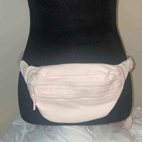 wild fable | Bags | Wild Fable Belt Bag | Poshmark